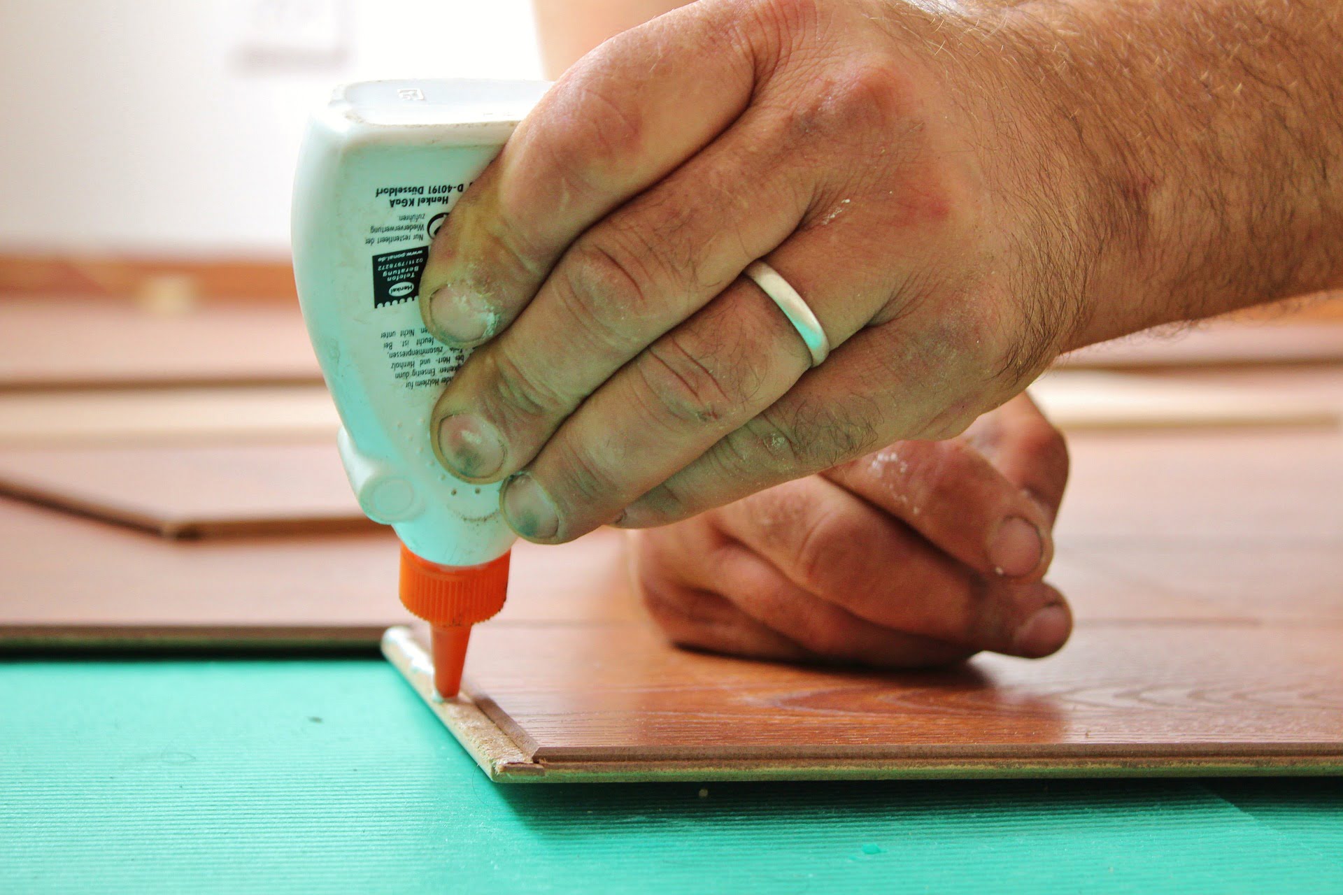 How to use Wood Glue - Everything you need to know to picking and ...